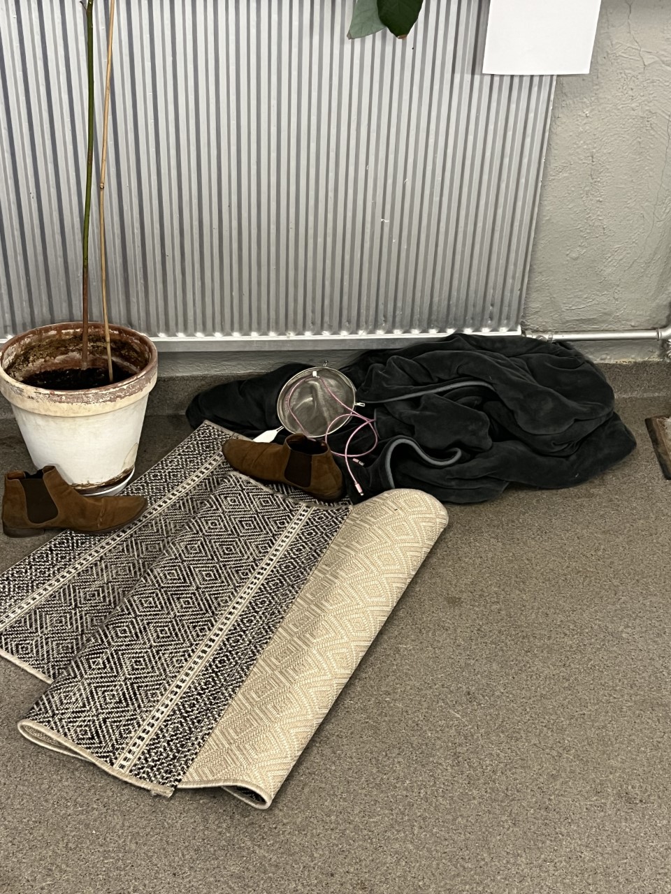 Brf Västeråshus 19 - Skärpning ! Vi bedriver inte loppis